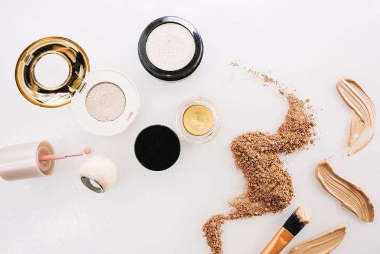 10+ Rekomendasi Base Make Up Terbaik Untuk Hasil Natural (Terbaru 2024 ...