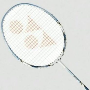 12 Rekomendasi Raket Badminton Yonex Terbaik (Terbaru 2025) - CekList.ID