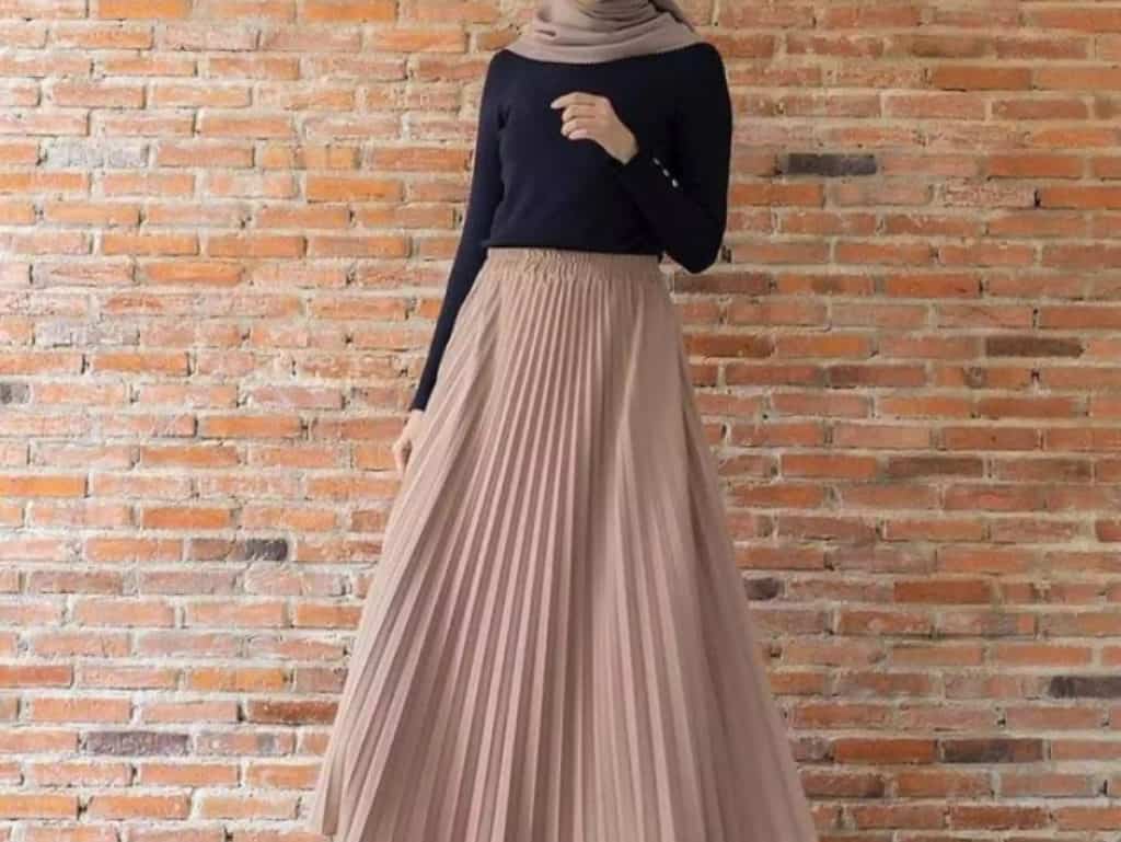 Review 10 Rekomendasi Warna Rok Plisket Terbaik (Terbaru 2022) - Sociapatch