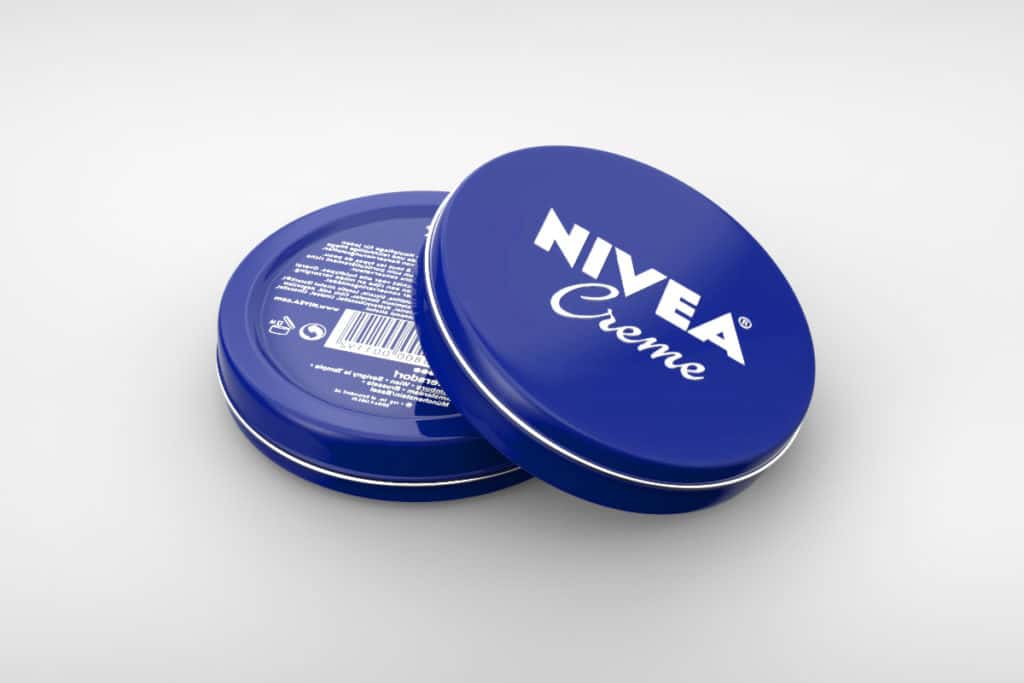 Review 10 Rekomendasi Produk NIVEA untuk Kulit & Kegunaannya (Terbaru ...