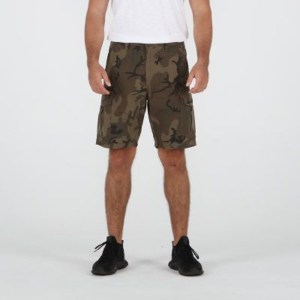 12 Rekomendasi Celana Cargo Pendek Pria Terbaik (Terbaru 2024) - CekList.ID