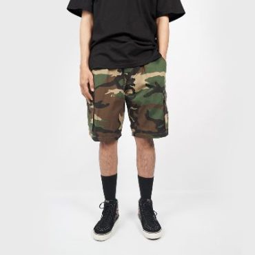 12 Rekomendasi Celana Cargo Pendek Pria Terbaik (Terbaru 2024) - CekList.ID