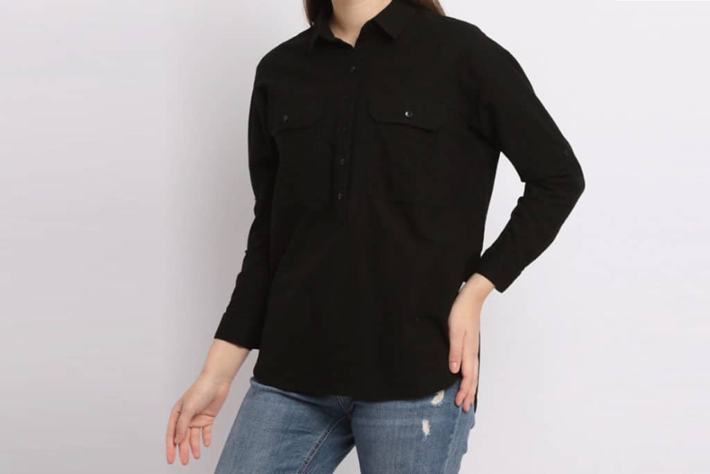 14 Rekomendasi Kemeja Hitam Polos Wanita Lengan Panjang (Terbaru 2024 ...