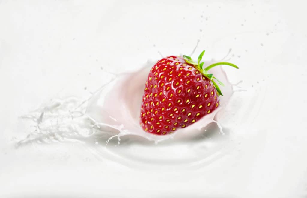 10 Rekomendasi Susu Rasa Strawberry yang Enak (Terbaru 2024) - CekList.ID