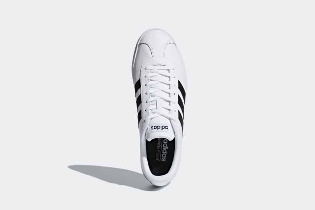 13 Rekomendasi Sepatu Adidas Casual Putih (Terbaru 2025) - CekList.ID