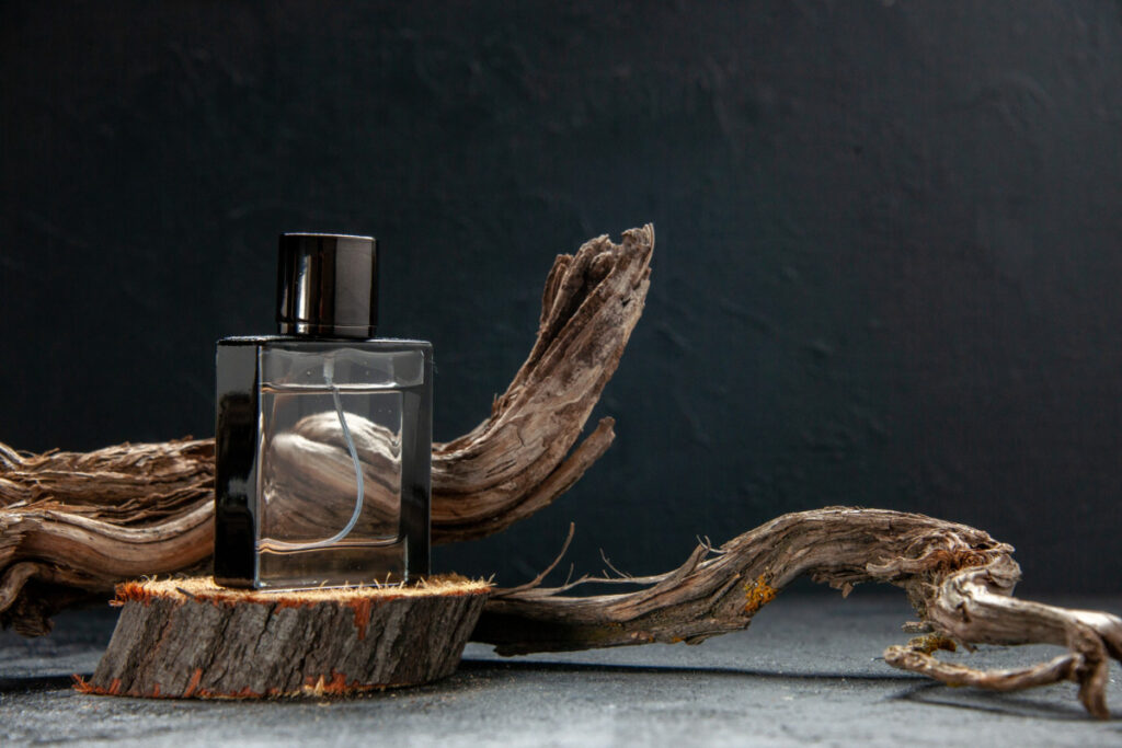 13 Rekomendasi Parfum Non Alkohol Pria (Terbaru 2025) - CekList.ID